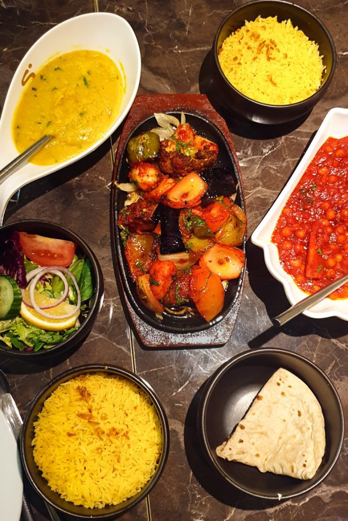 Eating Out with tastecard This World Vegan Month