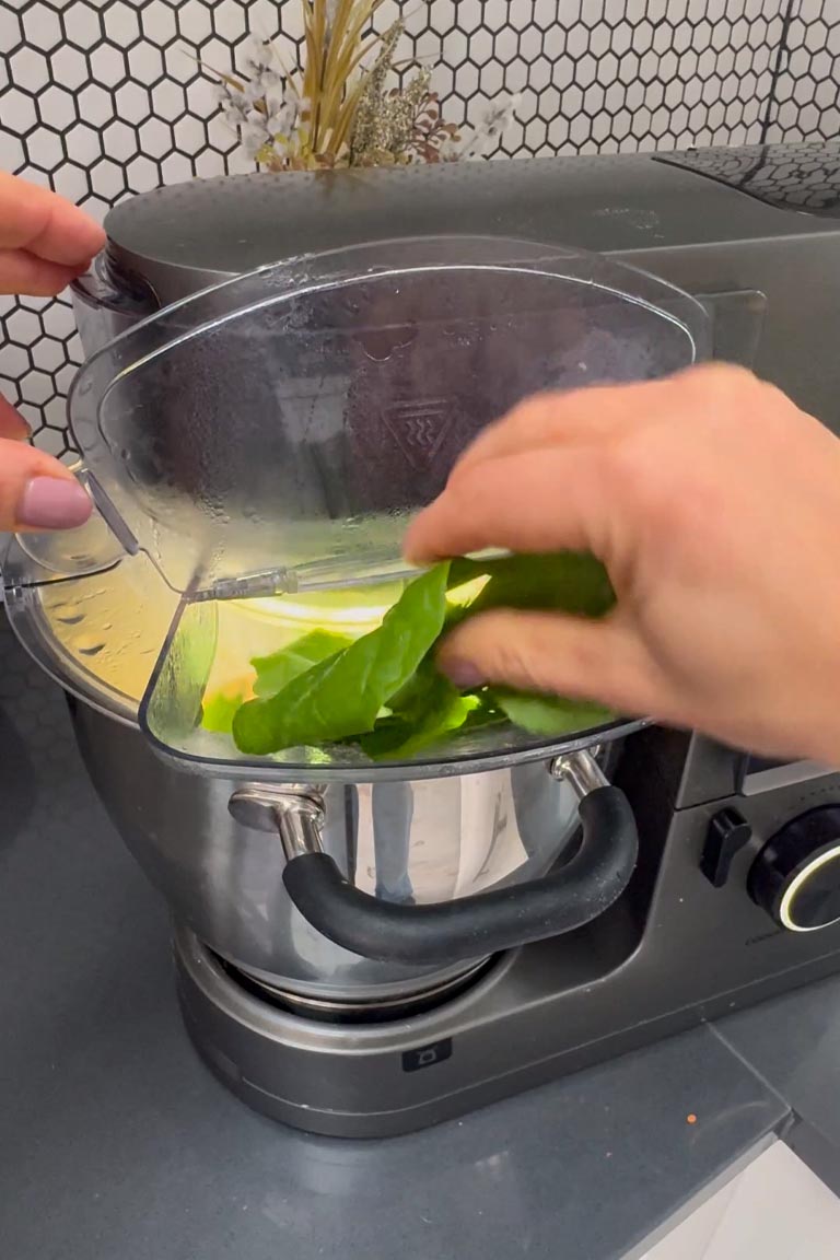 Easy Dahl Recipe (One-Pot, Vegan & Ready in 35 Minutes)