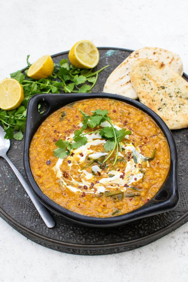 Easy Dahl Recipe (One-Pot, Vegan & Ready in 35 Minutes)